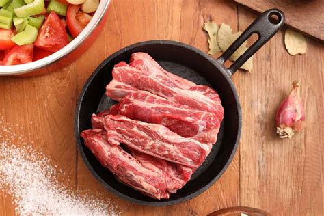 草飼牛肉｜巴拉圭牛肋條－未切草飼｜湯瑪仕肉舖