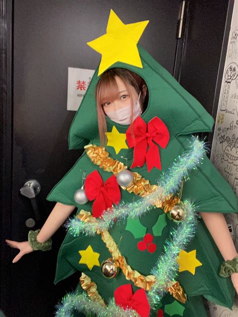 🐣おばちfeam ️‍🔥 On Twitter Christmas Eve 🎄🎁 ずーーっとやりたかったツリーコスプレ たのしすぎたん