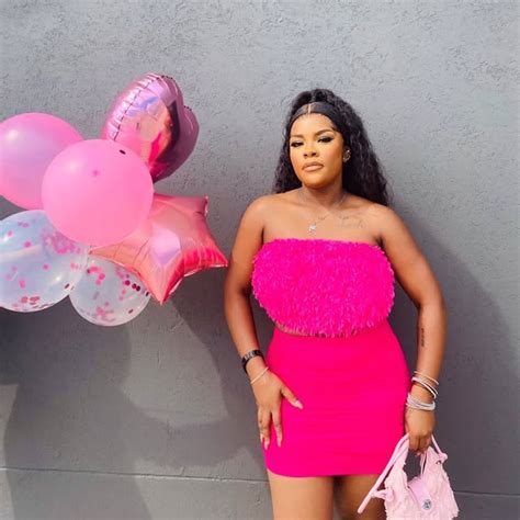 Florah Flora Threads Say More