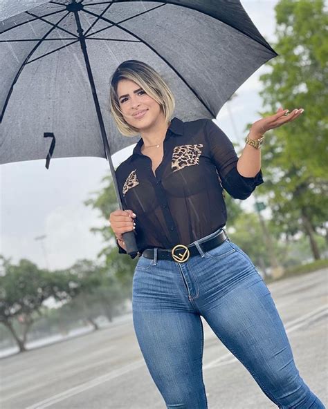 Ilenn Santos Instagram Fotos Und Videos Moda