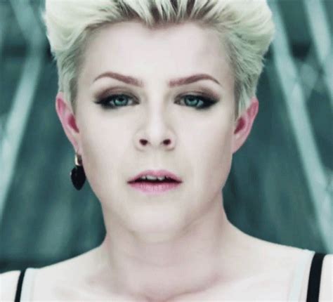 Robyn S Page 2 Wiffle