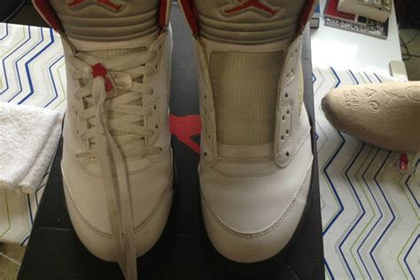 როგორ მოვაშოროთ ნაკეცები ფეხსაცმელს