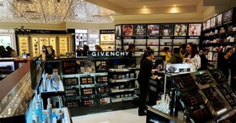 면세점 입점 화장품 브랜드 경쟁 치열