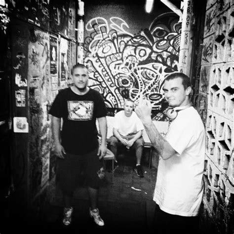 Exit Strategy Australia Cкачать бесплатно в Mp3 слушать музыку онлайн на портале Musify