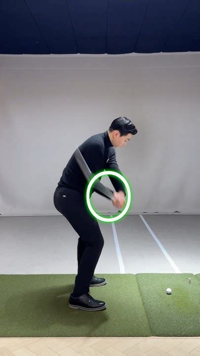 다운스윙에서 양팔이 자연스럽게 지나갈 수 있는 공간을 확보하세요create Space In Your Downswing For Your Arms To Move Freely