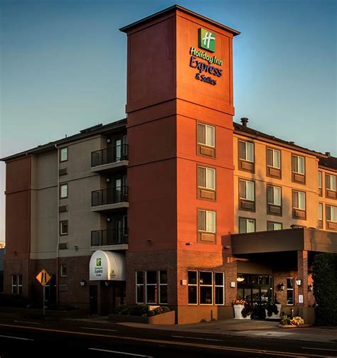 Holiday Inn Express And Suites Portland Nw Downtown Pacific Inns