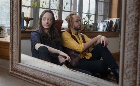 Ode And Elegy Μοιράσου τη μουσική που αγαπάς και η τέχνη θα αντέξει