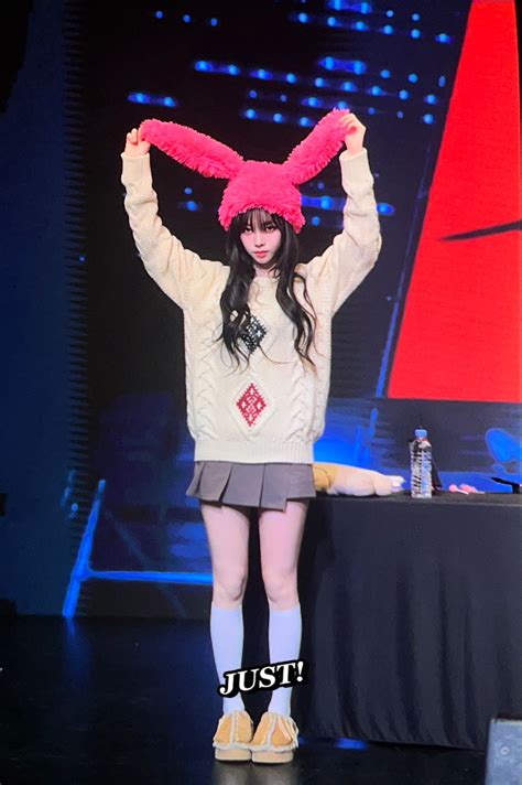 [잡담] 어제 팬싸 카리나 전신샷 봐 인스티즈 Instiz 연예 카테고리