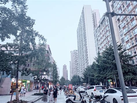 【10图】攀成钢双边街餐饮铺！年租12万（烂仔烧烤）赠送9米大外摆成都锦江攀成钢中粮鸿云商铺商铺租售生意转让出售 成都58同城