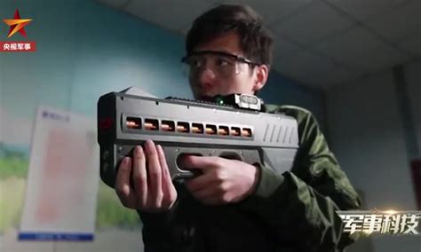 China Unveils Futuristic New Handheld Electromagnetic Railgun
