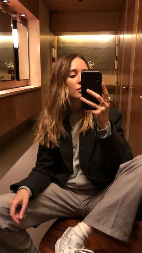 Chloe Scott Mirror Selfie Fashion Inspo Style