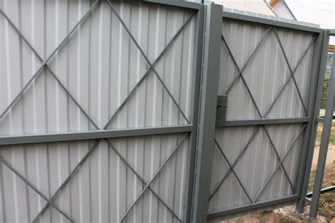 Калитка из профильной трубы своими руками