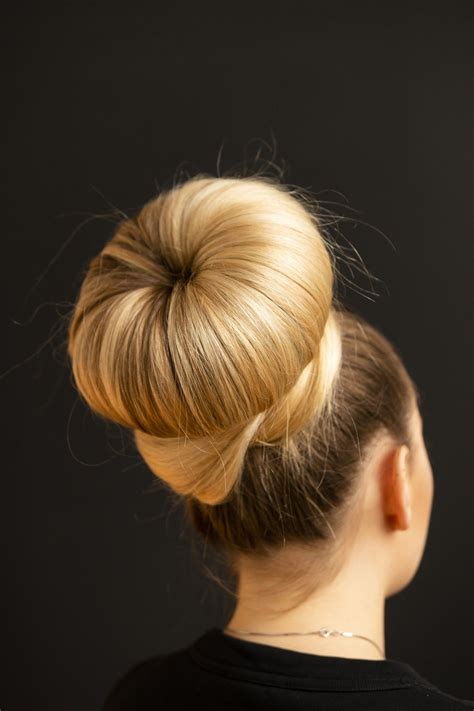 Photo Set Huge Blonde Donut Bun Photoshoot Realrapunzels Bun