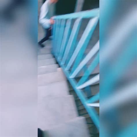 فرار از مدرسه مینی قسمت طرفداری