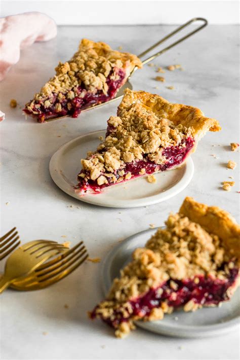 Blackberry Plum Crumble Pie Food And Table