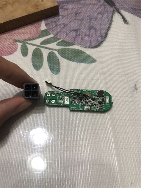 Pcb I Have A Li Ion “battery Container” And I Need Help Identifying