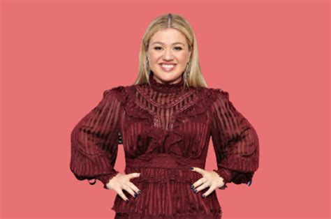 How To Watch Kelly Clarksons Christmas Special When Christmas Comes