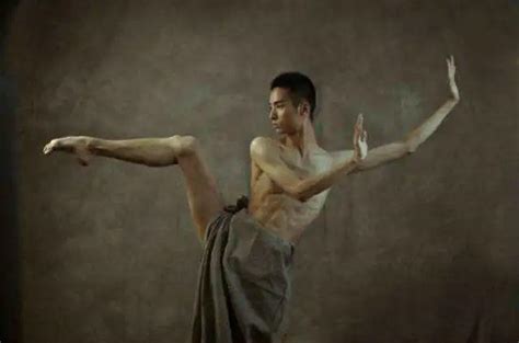 中国内地青年舞蹈家 李响 英奥艺术