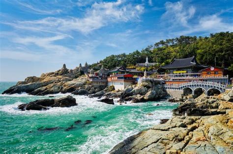 Premium Photo Haedong Yonggungsa Temple Busan South Korea