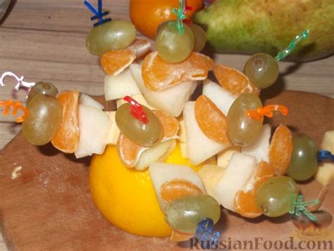 Рецепт Канапе из фруктов с сыром на
