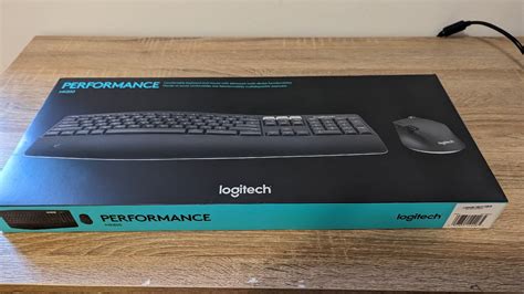 Logitech Mk850 Wireless Keyboard I Miš