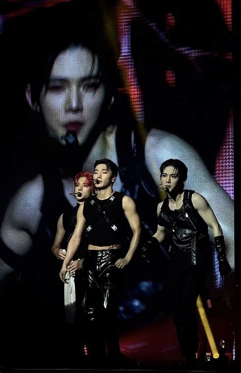 ٓ On Twitter Concert Big Screen Woo Young