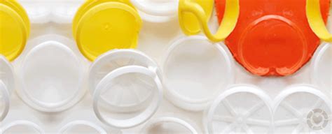 Reusing Plastic Pull Tabs Ecogreenlove Upcycle Plastic Doll Furniture Diy Reuse