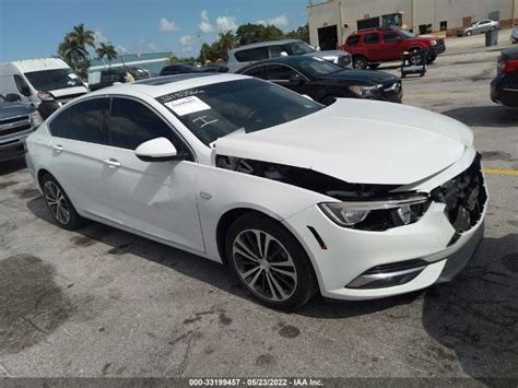 Vin W04gp6sxxj1127030 Buick Regal Sportback 2018 Car History Stat Vin