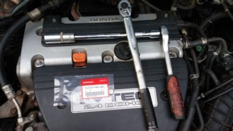 Replacement Of Leaking Vtec Oil Pressure Switch On The 2003 Accord Diyautoworksng