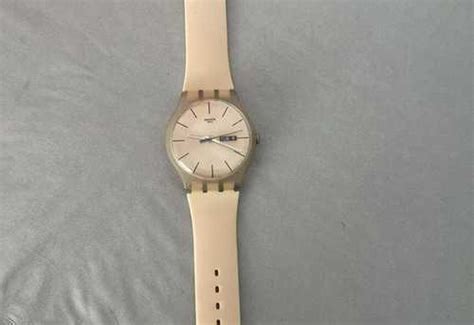 Часы Swatch женские оригинал Москва Личные вещи Festima Ru мониторинг объявлений