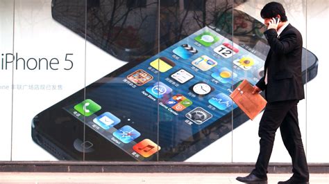 Apple Pushes IOS 7 Update To Fix Bugs UPI Com