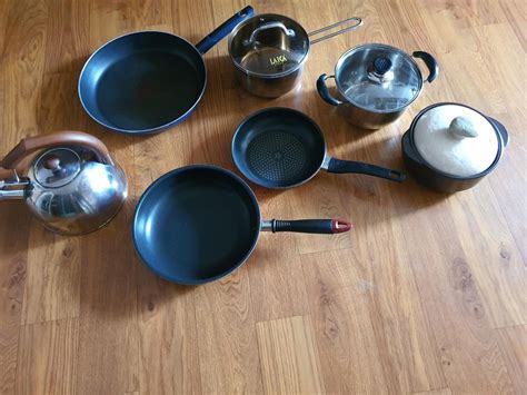 후라이팬및냄비종류고급주전자덤포함전체7개저렴하게2만5천원 세컨웨어