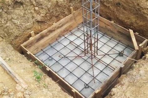 เทปูนลงรากฐาน ตอม่อบ้าน ไม่ตีไม้เข้าแบบเลยได้หรอ