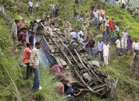 18 Killed As Bus Falls Into Gorge In Himachal Pradesh Ibtimes India