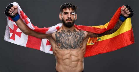 ილია თოფურიამ ესპანეთის მოქალაქეობა მიიღო ტაბულა