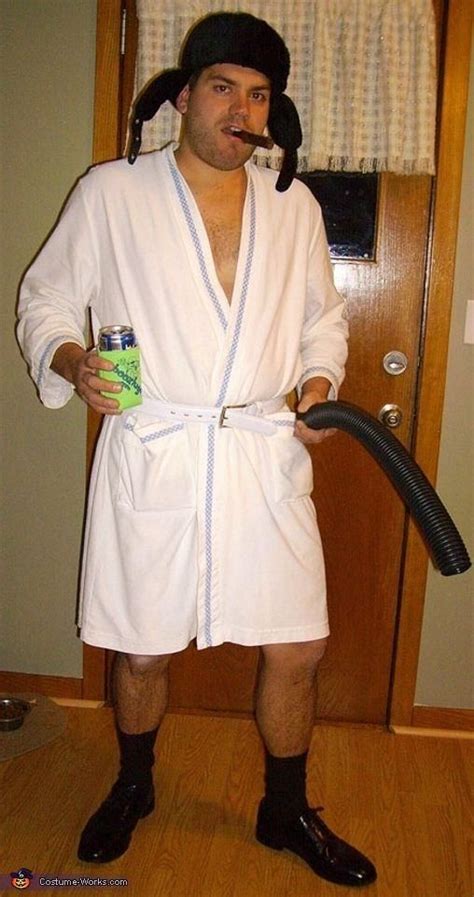 10 Quick And Easy Last Minute Halloween Costume Ideas Mens Halloween Costumes Christmas