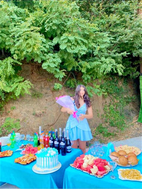 სახლი გოდოგანში ჩვენი კიდევ ერთი მომხიბვლელი იუბილარი უნდა გაგაცნოთ🌈👗