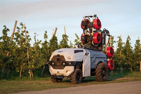 Crop Spraying Robot Is Designed To Reduce Emissions And Use Less Herbicide