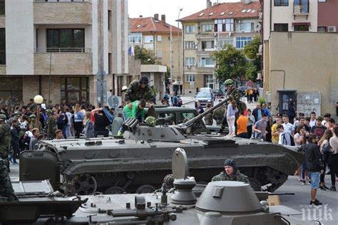 Казанлък с голям интерес към кампанията „Бъди войник“ Информационна агенция ПИК