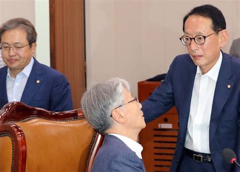 증인 0명 청문회냐청문회 연기냐조국 대전 앞두고 여야 배수진