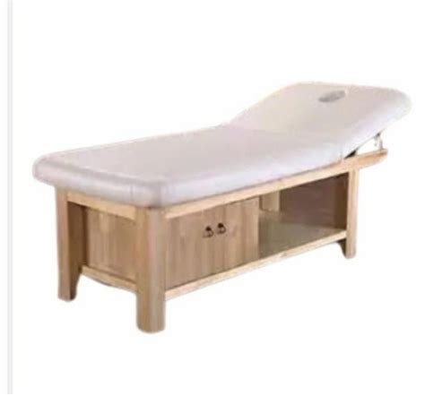 Wooden Spa Massage Bed For Professional At ₹ 28500piece In Gurugram