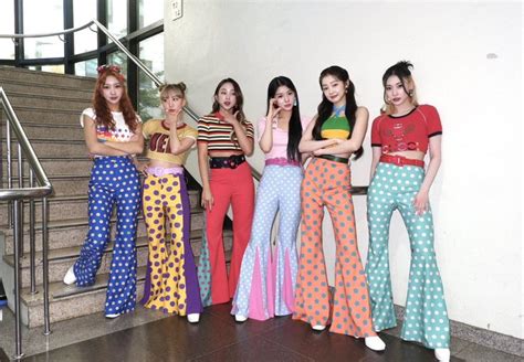 SECRET NUMBER 시크릿넘버 on Twitter 70s inspired fashion Disco dress Retro fashion