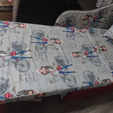 Кровать купить в Якутске цена 4 000 руб дата размещения 13 10 2024 Кровати и матрасы