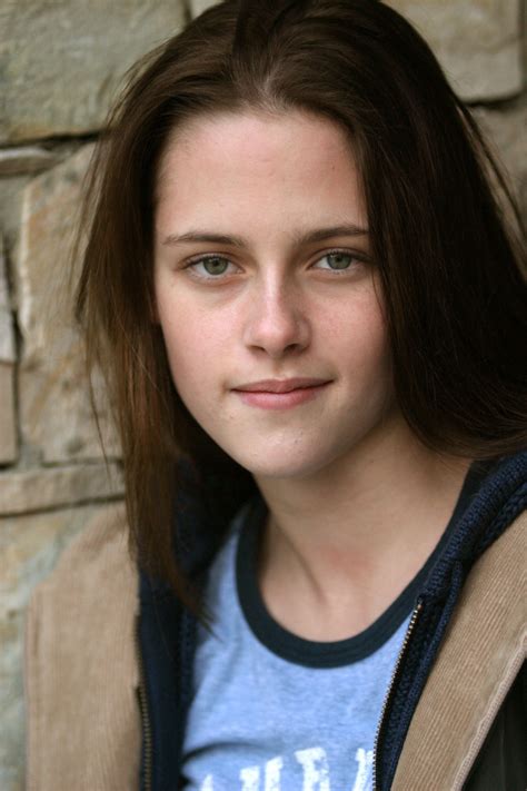 Kristen Stewarts Beauty Evolution From Twilight To Now Stylecaster