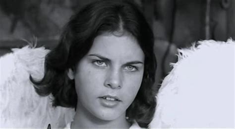 El Extraño Vicio Del Dr Hichcock Rossana Di Rocco El ángel De Pasolini