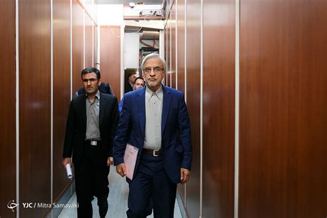 پشت صحنه ضبط برنامه مصطفی هاشمی طبا نامزد انتخابات ریاست جمهوری