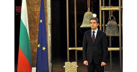 Росен Плевнелиев сезира Конституционния съд по казуса Пеевски