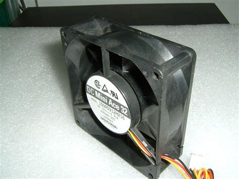 서버용FAN cpu 지름이 시작되는 곳