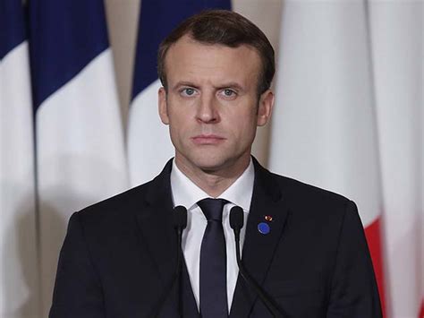 Президент Франции в юности писал эротические произведения Экспресс газета