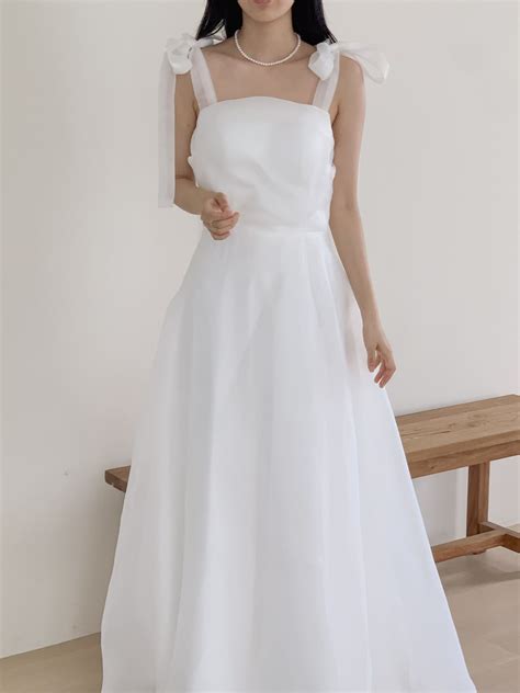 미즈밋 앤드리 오간자 어깨리본 셀프웨딩 브라이덜샤워 스냅 촬영 원피스 화이트